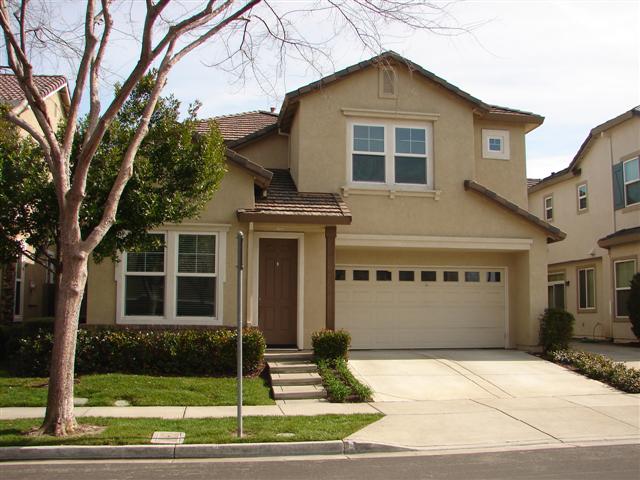 Stoneridge Square, Pleasanton Available Homes